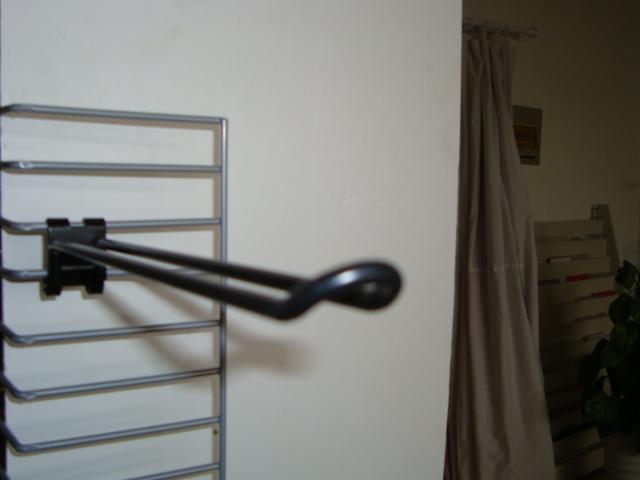 Knockdown Powder Wing Metal Wire Display Racks With U Shape